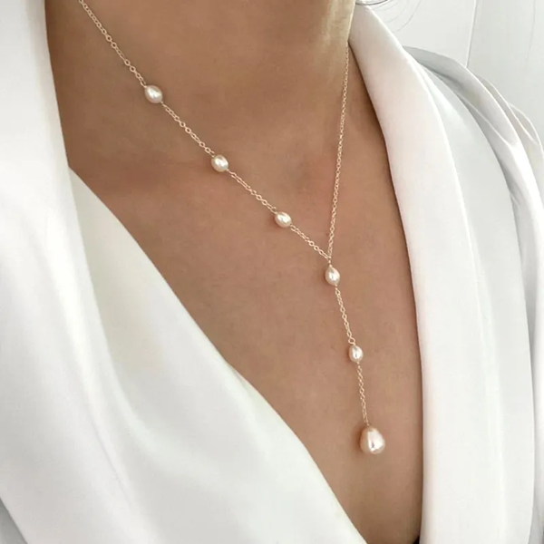 Vintage Hanging Pearl Necklace – Sophie Gems