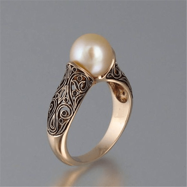 Vintage Pearl Golden Ring – Sophie Gems